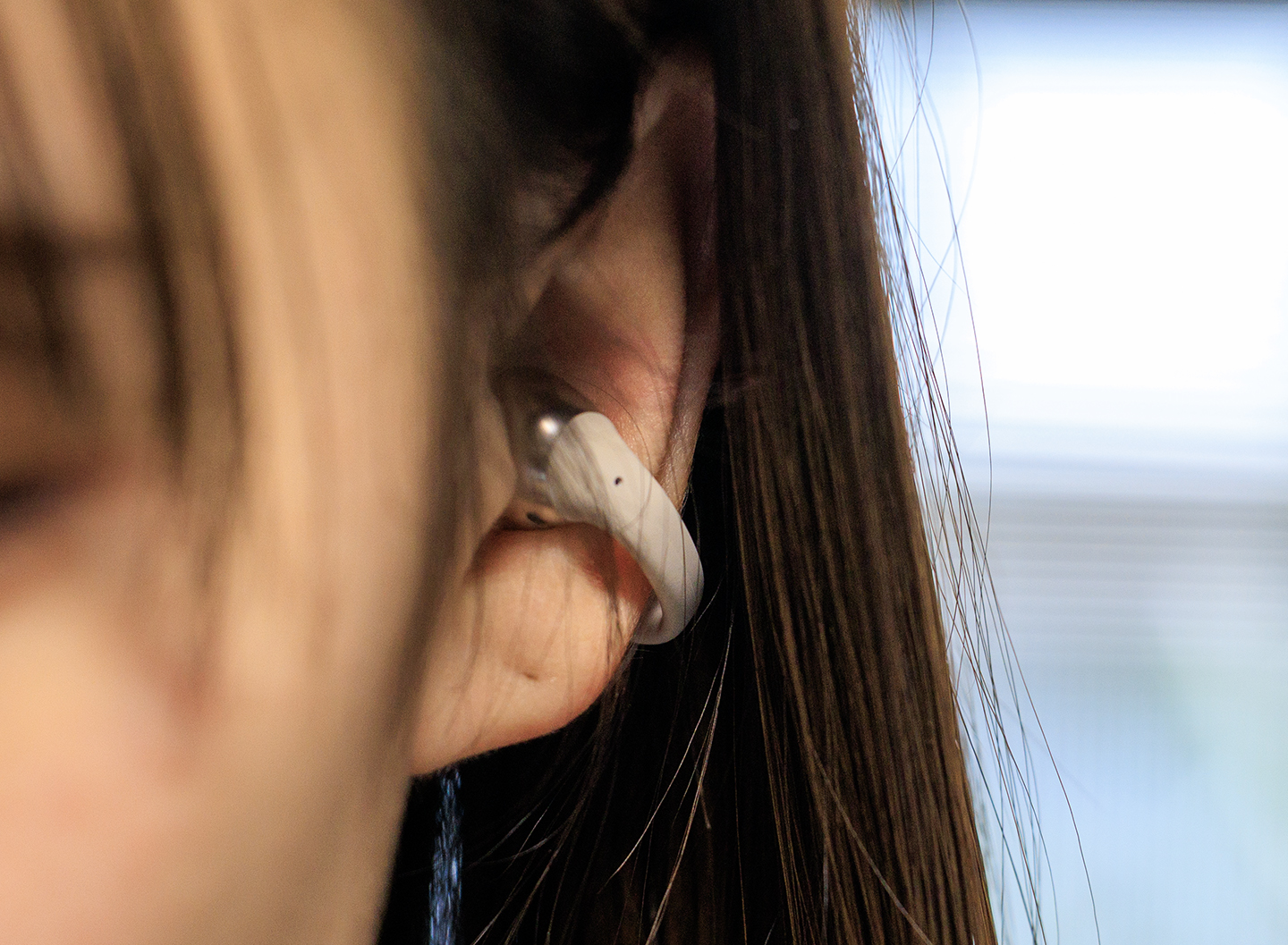 マットで上品な質感と上質な音のイヤホン：Shokz OpenDots ONE – mono-logue