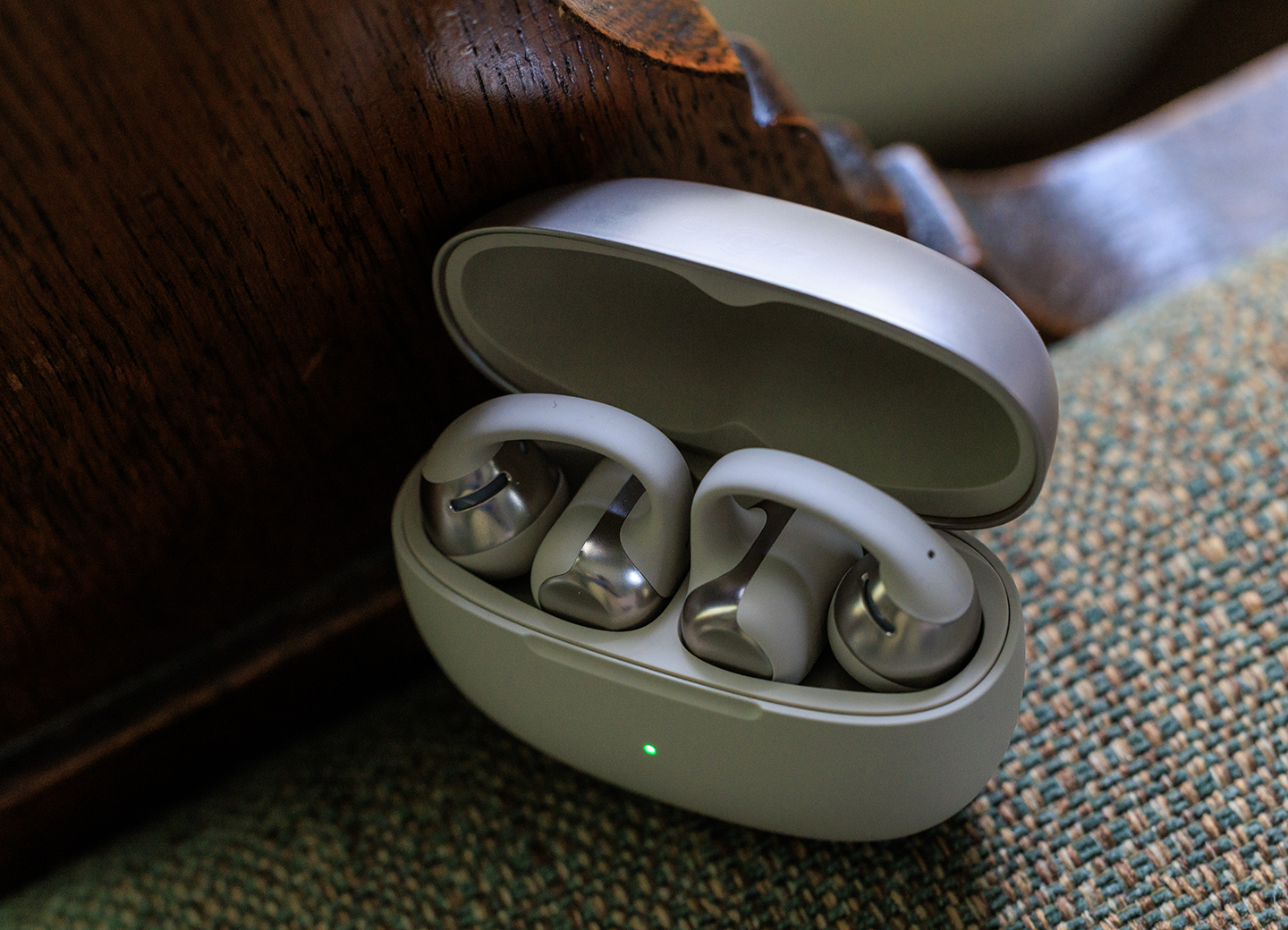 マットで上品な質感と上質な音のイヤホン：Shokz OpenDots ONE – mono-logue