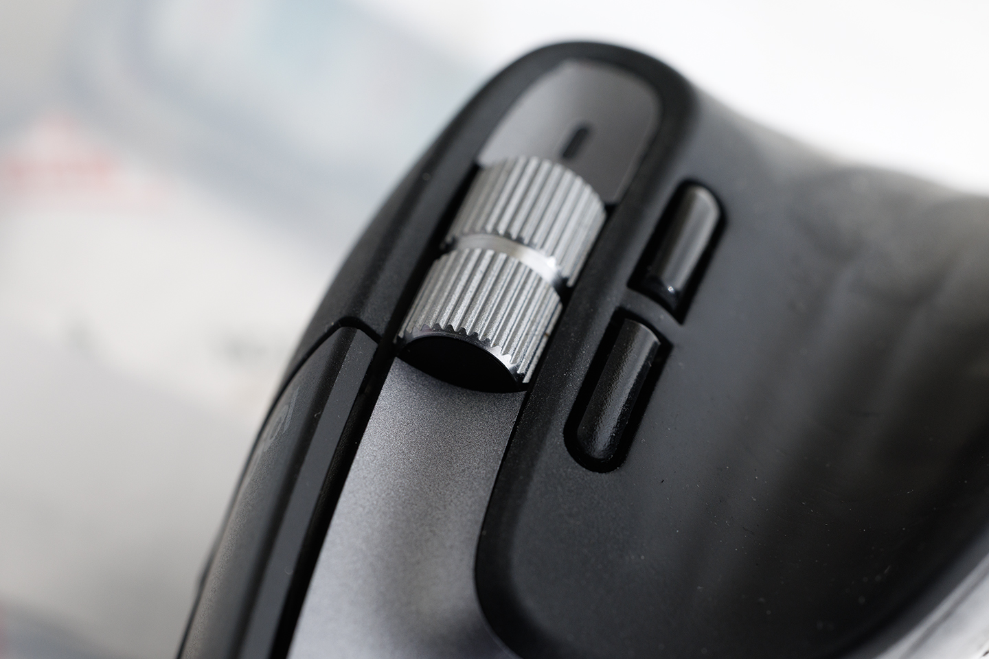 Logicool MX MASTER 4のActions RingはMX CONSOLE と排他 – mono-logue